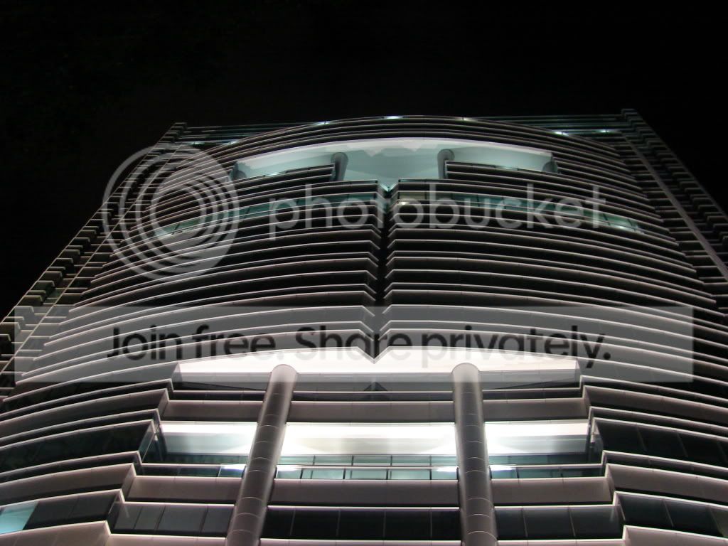 Tower Digitel | CARACAS | 107m | 25fl | SkyscraperCity Forum