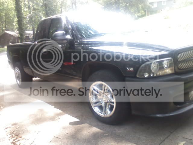 Let's see pics of wheel skins | Dakota Durango Forum